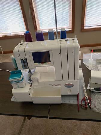 Five Thread Serger $500 | Electronics For Sale | Racine, WI | Shoppok