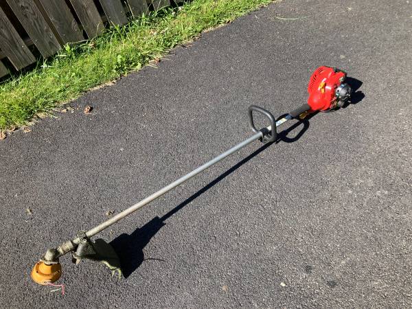 Homelite Mighty Lite String Weed Trimmer Straight Shaft Lightweight $50 ...