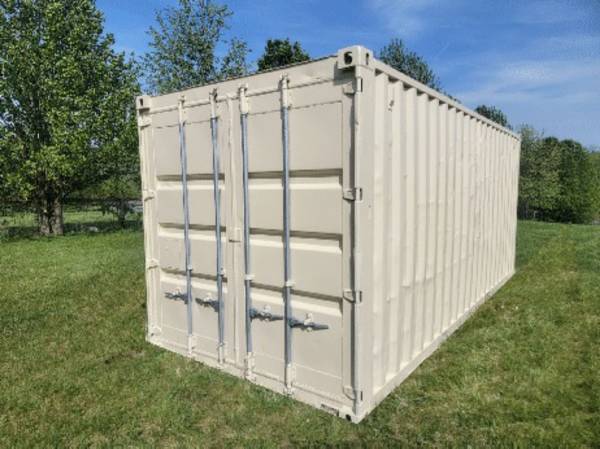 20ft shipping container | Garden Items For Sale | Rockford, IL | Shoppok