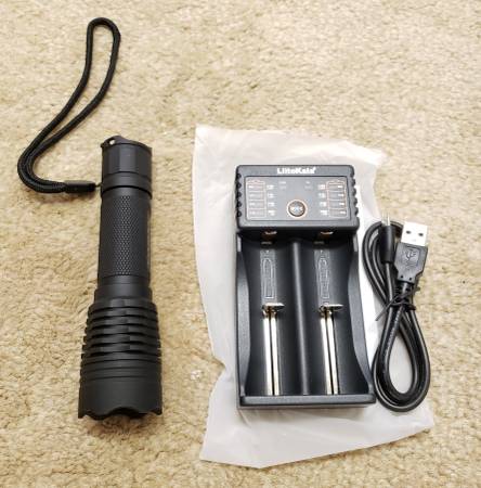 1000 Lumen LED Rechargeable Tactical Flashlight, Batteries, Charger ...
