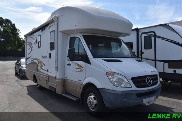 2013 Itasca Navion 24M Class C Diesel Mercedes-Benz Motorhome $55,995 ...