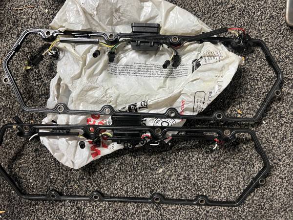 Ford F250 F350 F450 F550 7.3 Powerstroke Valve cover gasket $100 | Auto ...