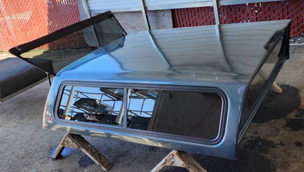 LEER 2008-2014 GMC SIERRA Crew Cab 2500 camper shell - 6.5 foot $1,200 ...