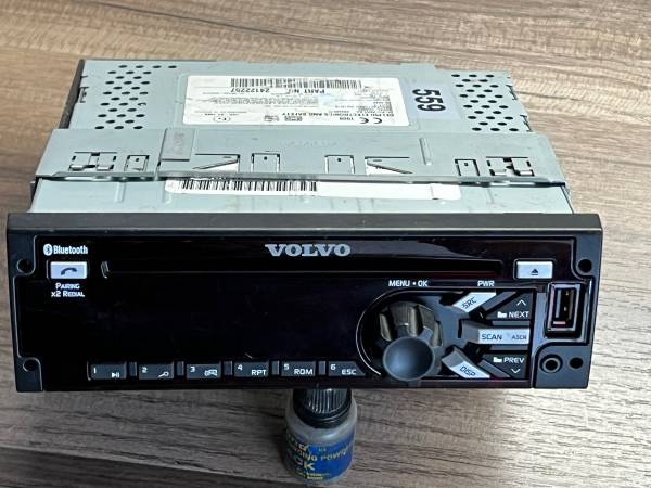 VOLVO VNL SEMI TRUCK DELPHI DEA540 HEAVY DUTY AM/FM/WB/AUX/CD/BT/SXM P ...