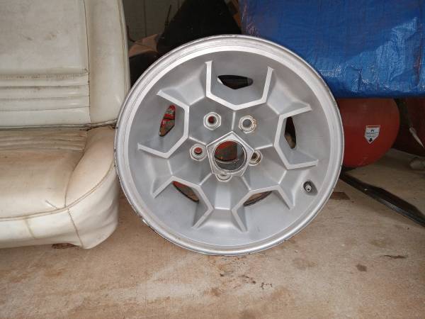 pontiac firebird trans am honeycomb wheel $100 | Auto Parts Sale ...