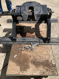 RBW 5th wheel hitch 15K Pounds $100 | Buy & Sell | Los Angeles, CA ...