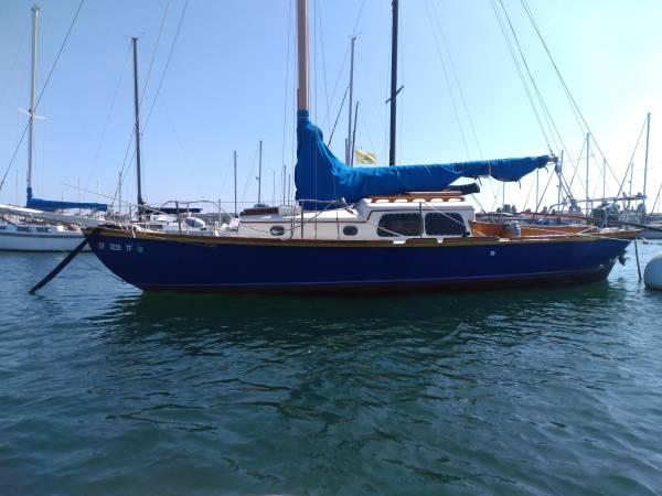 Classic Cheoy Lee Frisco Flyer Mark 3 sailboat $6,500 | Boats For Sale ...