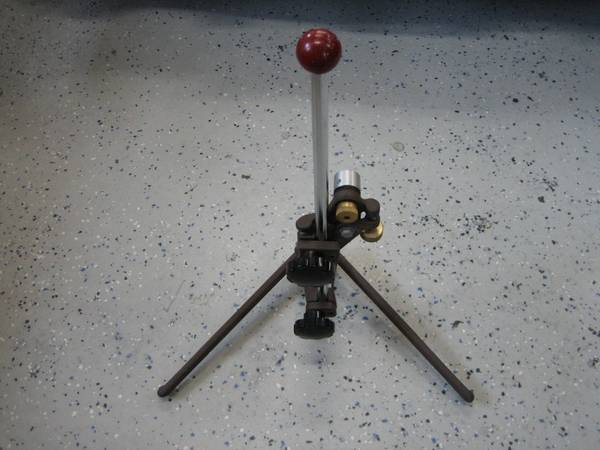 Freeland’s Universal Bipod Scope Stand 5/8″ Rod with Zoom Head $100 ...