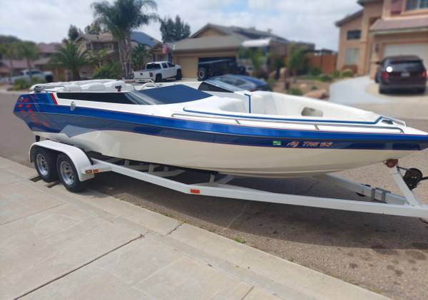 Lavey Craft 1999 21ft walk through open bow $32,250 | Boats For Sale ...