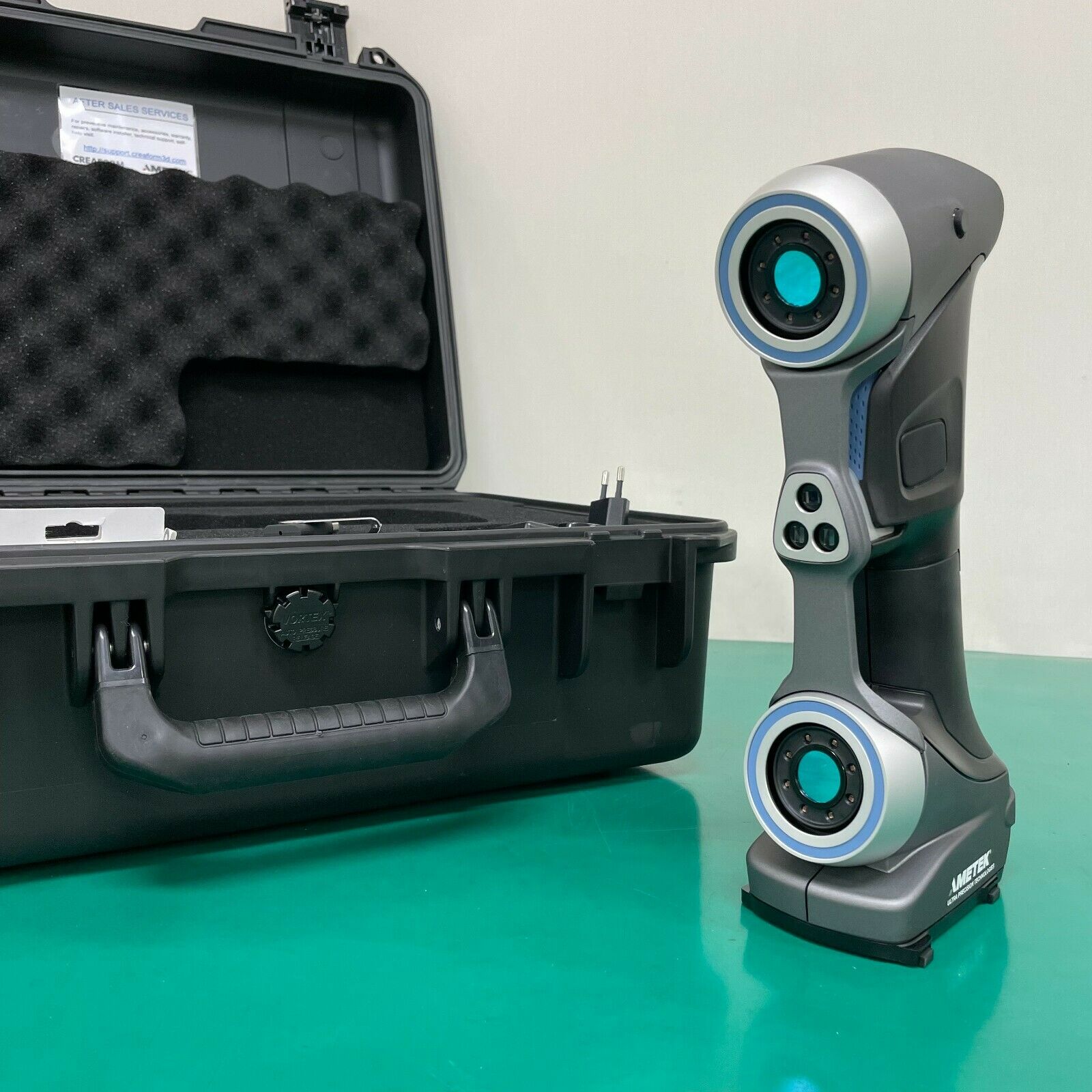 2019 Ametek Creaform HandySCAN 700 3D Laser Scanner | Tools For Sale ...
