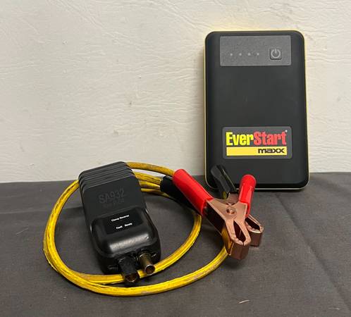 EverStart Maxx Jump Starter/Power Pack 600 Peak Amp Lithium-Ion EL224 ...