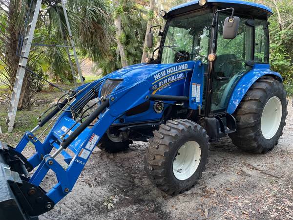 New Holland Boomer 50 4wd tractor with loader $35,500 | Garden Items ...