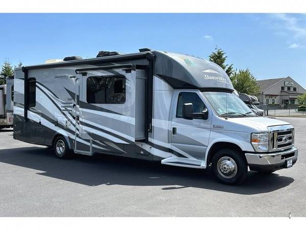 2017 Forest River RV Sunseeker Grand Touring Series 2800QS Motor Home ...