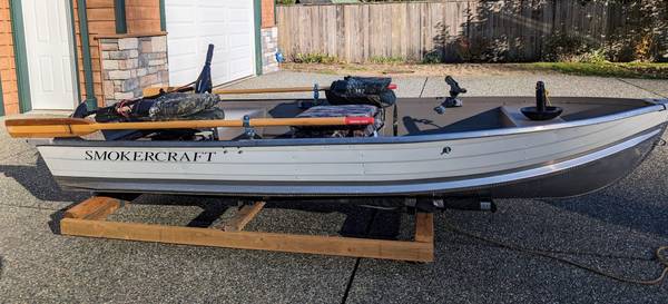 2020 12 FT Smokercraft Canadian with Eide Boat Loader $3,000 | Boats ...