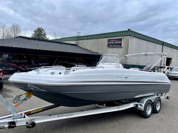 2023 *Hurricane Deck Boats* *CENTER CONSOLE SS231 OB 200XL PR | Boats ...