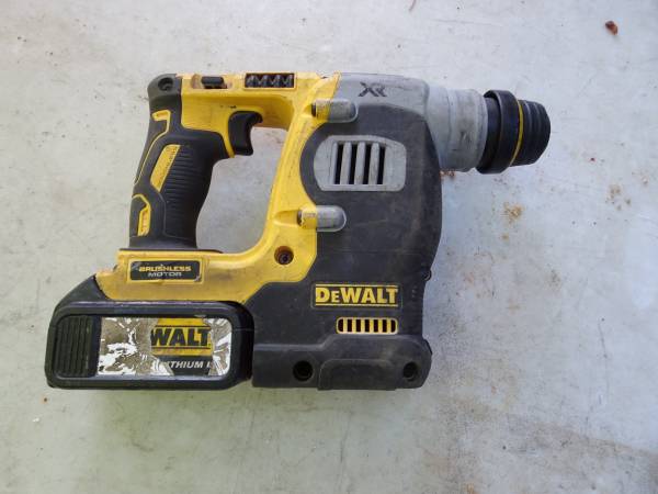 Dewalt DCH273 18V XR Brushless SDS Plus Rotary Hammer Drill With 5.0Ah ...