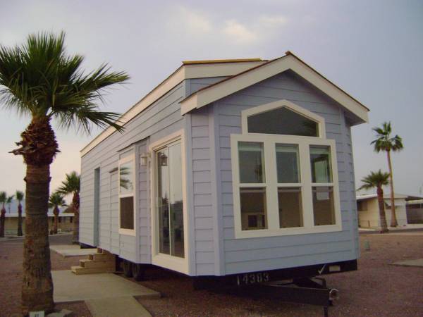 Brand New Never Lived In Factory Fresh 2021 Cavco Park Model Tiny Home ...