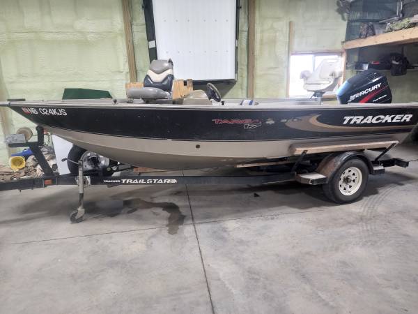 Early 2000s Tracker Targa 17 $10,900 | Boats For Sale | Sioux City, IA ...
