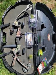 Martin Pro Series Bow and Case $100 | Sports Goods For Sale | Rockford ...