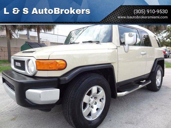 2008 Toyota FJ Cruiser SANDSTORM - $12995 (+ L&S Auto Brokers) | Cars ...