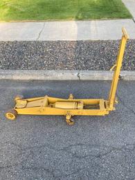 Old walker floor jack two ton $25 | Auto Parts Sale | Binghamton, NY ...