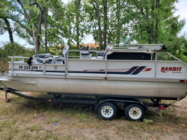Bandit pontoon boat $6,200 | Boats For Sale | Springfield, MO | Shoppok