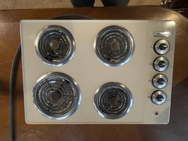 Whirlpool counter top drop in range top stove $75 | Apartments For Rent ...