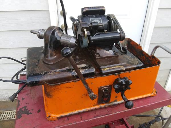 Sioux Valve Face Grinder Grinding Machine Model 622 $300 | Tools For ...