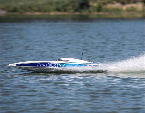 Sonicwake 36 Self-Righting Brushless Deep-V RTR R/C Boats | Boats For ...