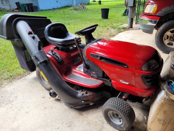 Craftsman LT3000 Riding Mower $800 | Garden Items For Sale | Treasure ...