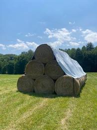4X5 Round Bales And Square Bales For Sale $1 | Garden Items For Sale ...
