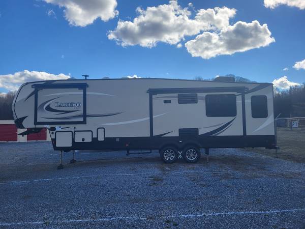 2018 Keystone Laredo 5th wheel $40,000 | RV, RVs for Sale | Tri-Cities ...