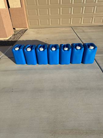 API Kirk 6-gallon stackable industrial grade water containers. (Lot of ...