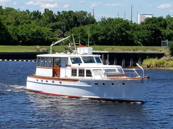 Classic Cruiser Yacht Liveaboard $124,900 | Boats For Sale | Valdosta ...