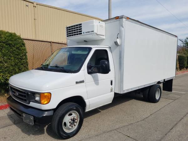 51K MILES 16 FT FREEZER, REEFER CARGO BOX VAN LOW MILE - MOVING TRUCK ...