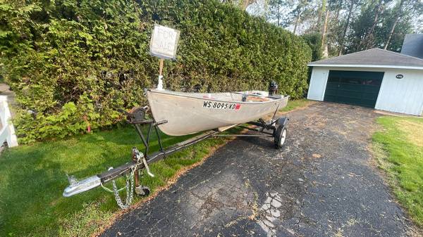 1965 Larson 14’ boat with 5HP Mercury Motor and Oars $900 | Boats For ...