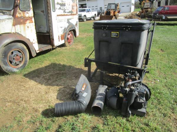 John Deere bagger mulch leaf pickup hydraulic dump gas powered $550 ...